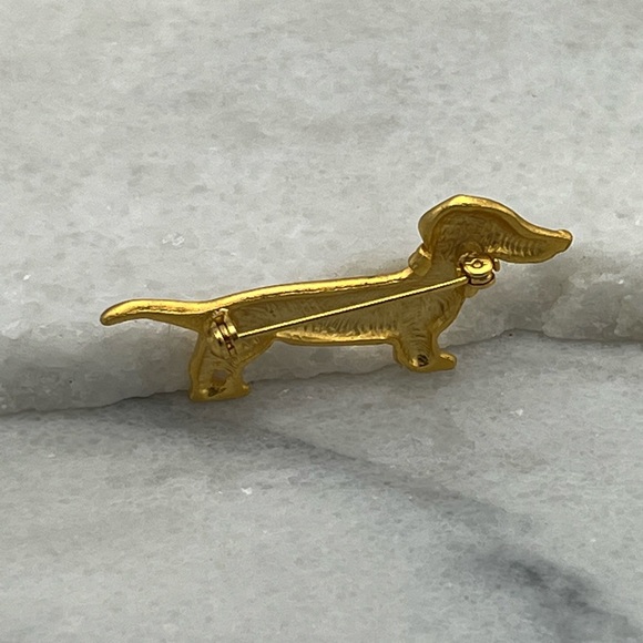 Jewelry | Nwot Gold Daschund Dog With Crystal Collar Brooch Pin | Poshmark